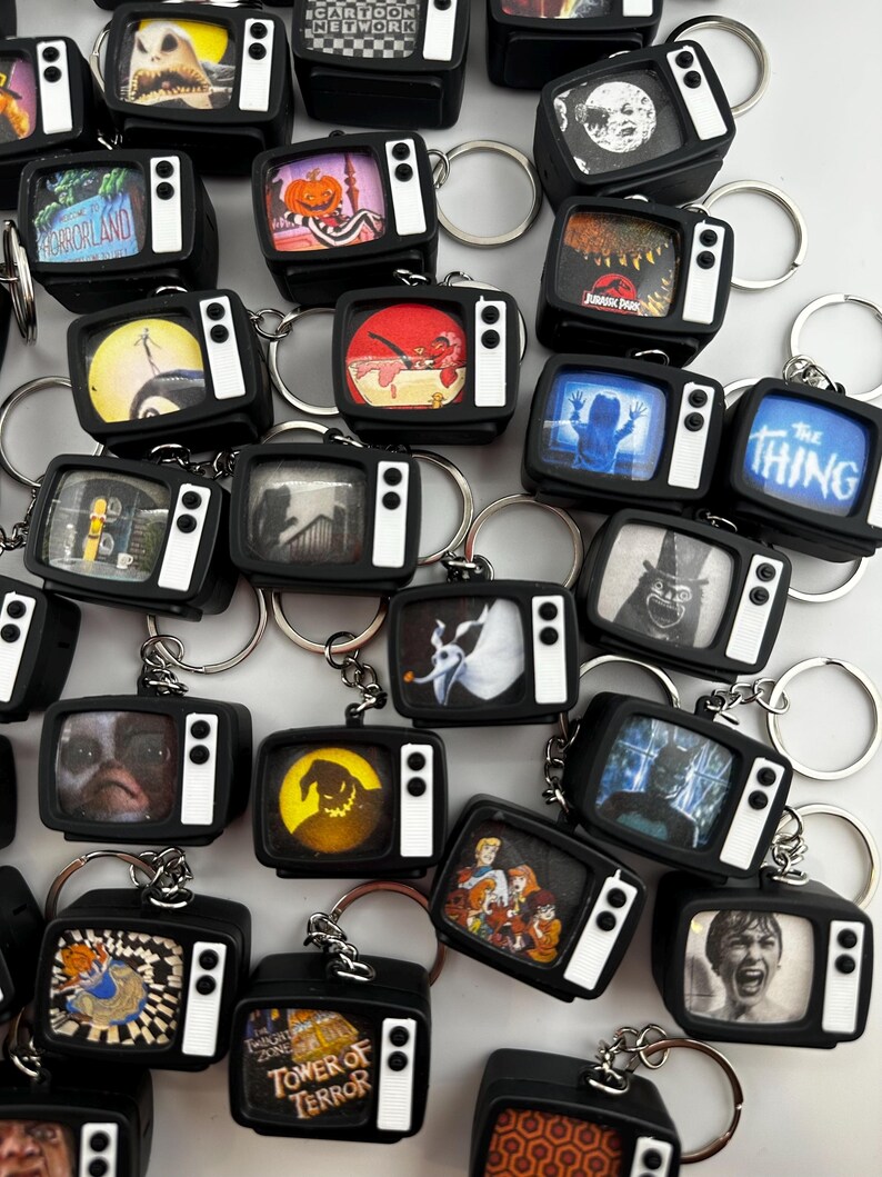 Donnie Darko Frank No. 2 Light-up TV Keychain - Etsy