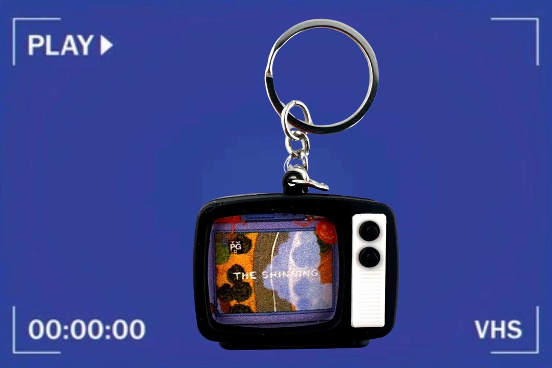 90s Cartoon Family Light-up TV Keychain - Etsy