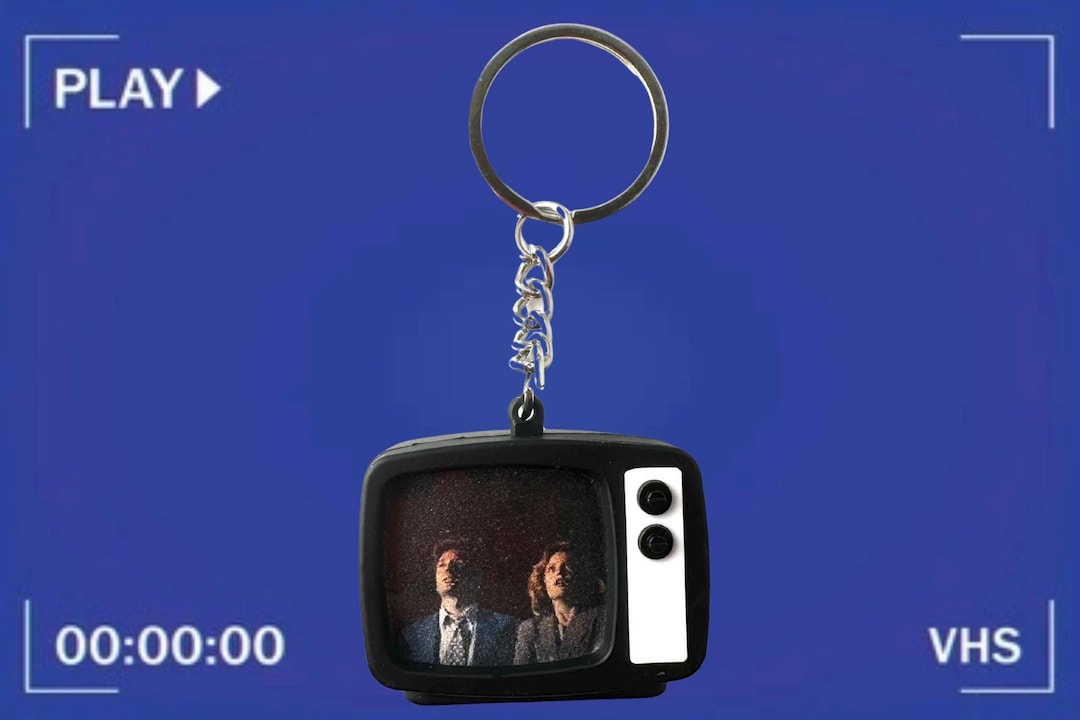 90s Sci-fi TV Show Light-up TV Keychain - Etsy