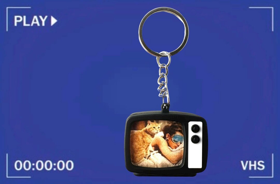 Classic 1960s Breakfast Movie Light-up TV Keychain - Etsy