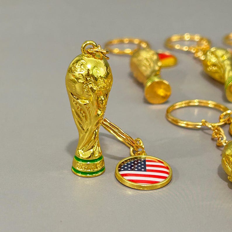 3D Football Wo*ld C*p Trophy Keychain,trophy & Nationalflag,trophy ...