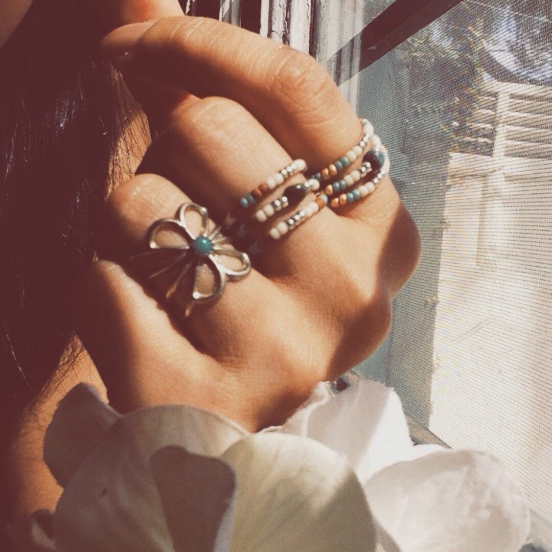 BTR-01 bague blanche en perles superposées faite à la main - Etsy France