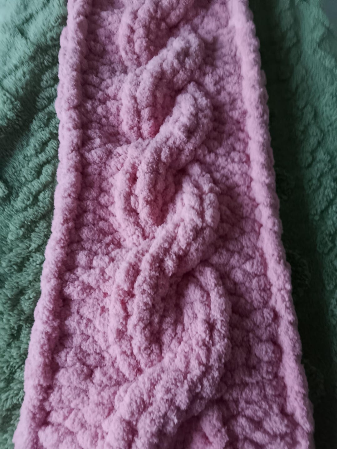 Hand Knitted Chunky Bed Runner Blanket: Pink Cable Tie Design - Etsy