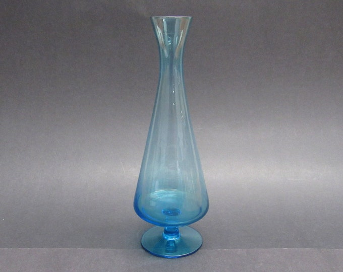 Vintage 1960s Cerulean Blue Art Glass Footed Bud Vase E9614 - Etsy