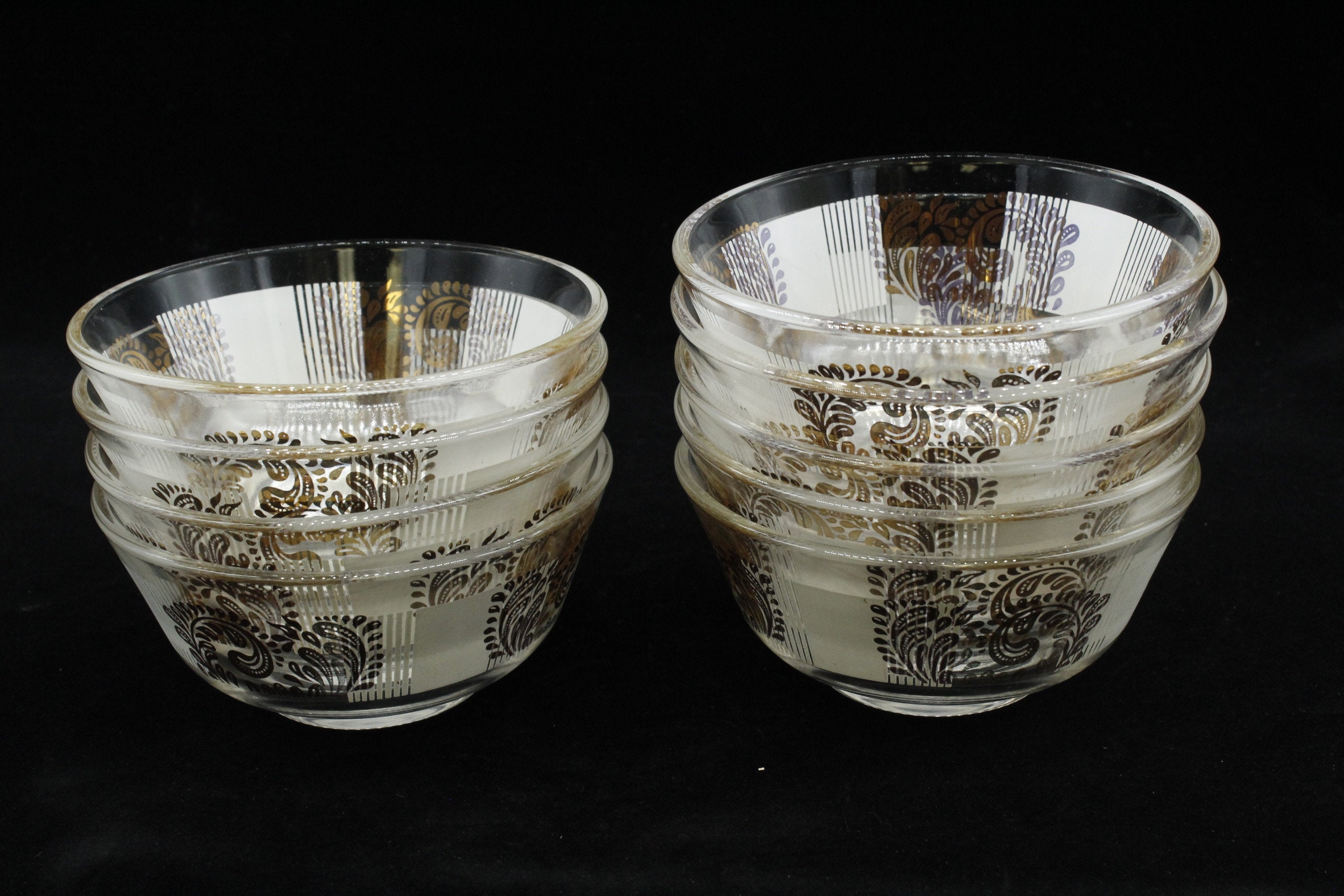 Vintage Hollywood Regency White and Gold Glass Bowls Set of Nine (E8089 ...