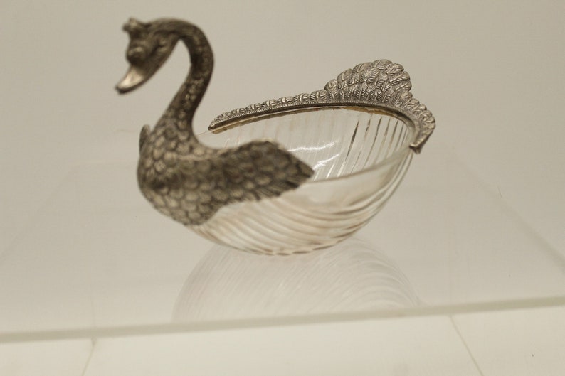 Vintage Swan Pewter Detail Ribbed Glass Candy Nut Dish (V9960) - Etsy