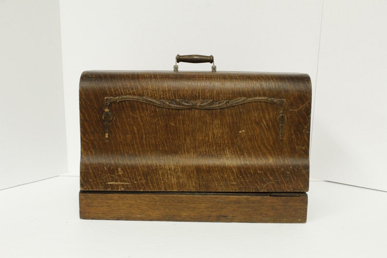 Vintage White Rotary USA Sewing Machine Antique in Original Case (V7322 ...