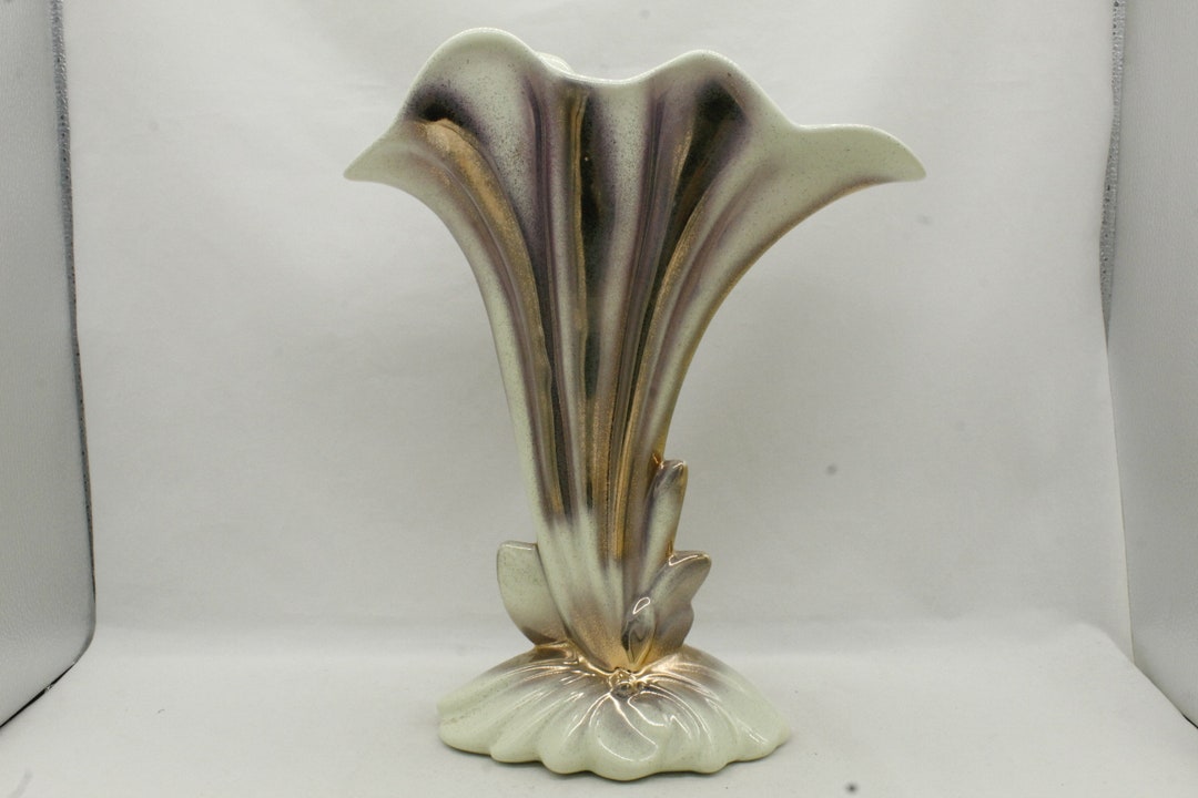 Vintage Bauer Mint Green 12" Fan Vase Gold Spray (V8577) - Etsy