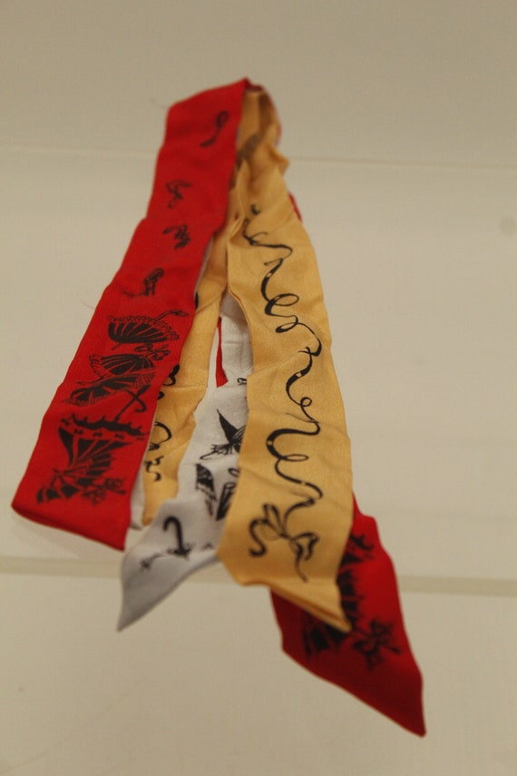 Vintage Parasol Tri Tie Japan 100% Silk Bowtie (V1004… - Gem