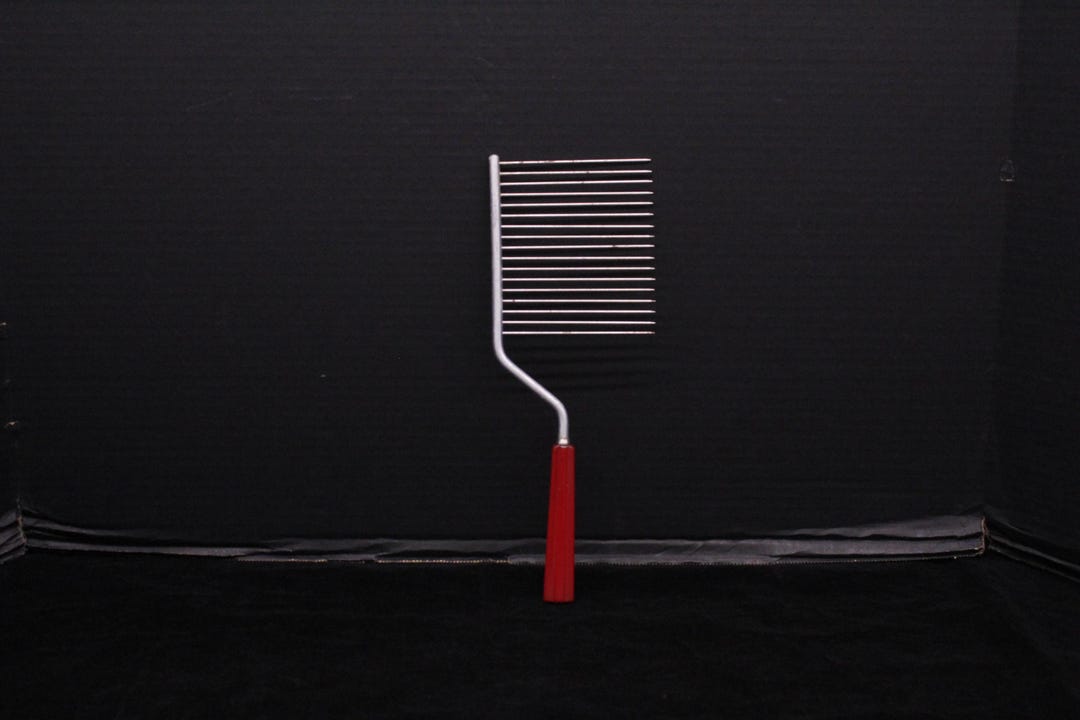 Vintage Burgundy Red 1940s Art Deco Bakelite Angel Food Cake Cutter ...