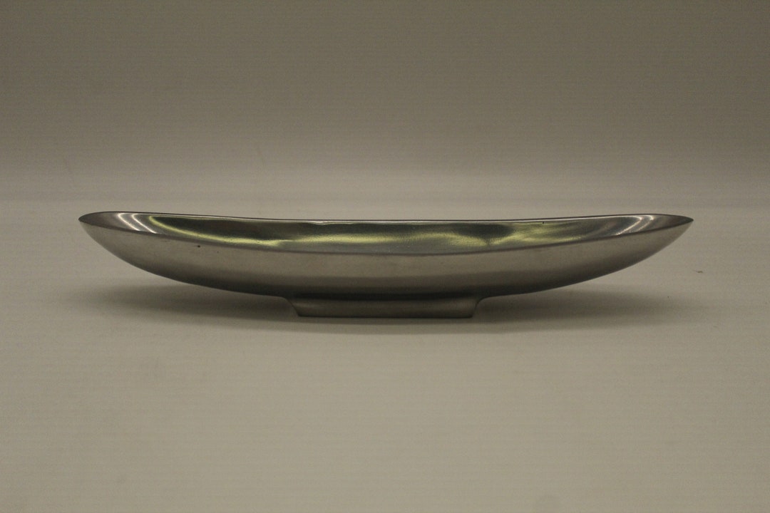 Vintage MCM Oval Shaped Cast Aluminum Dish (V10214) - Etsy