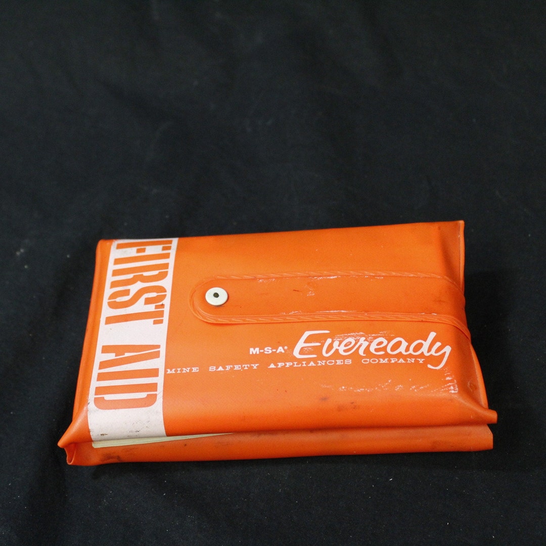 Vintage Eveready First Aid Kit 1967 in Orange Plastic Case (V7071) - Etsy