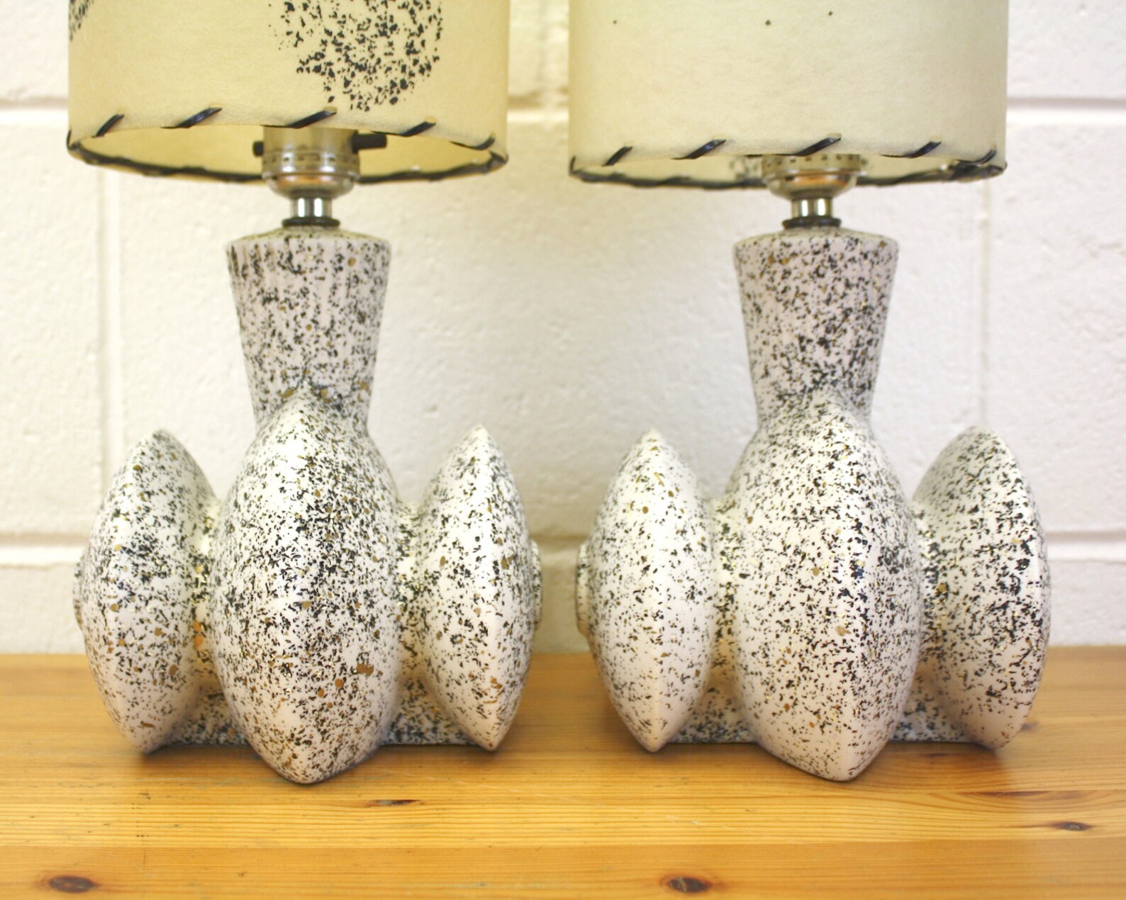 Vintage Atomic Splatter Glazed Ceramic Bedside Lamps With Shades, Set ...