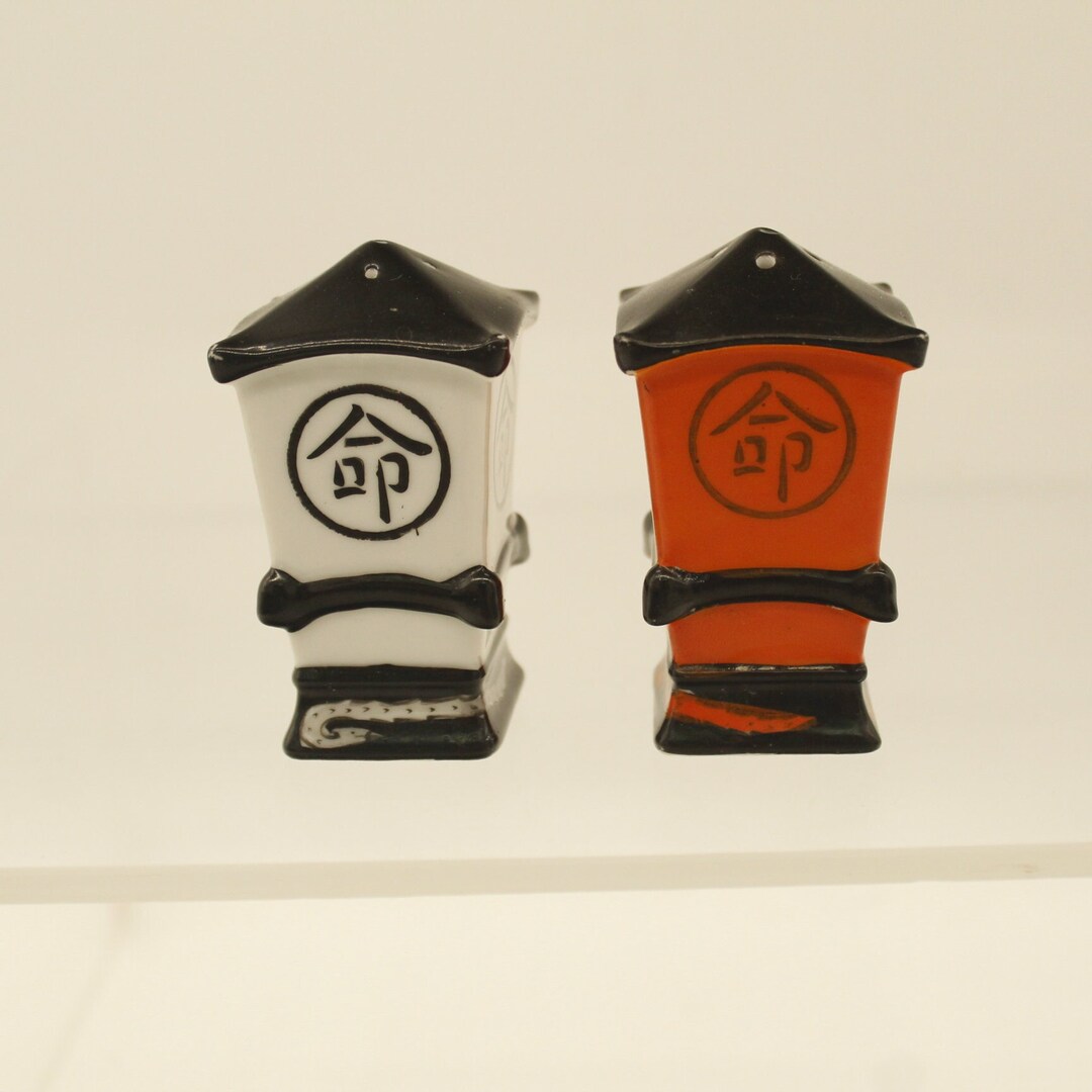 Vintage Japanese Pagoda Salt and Pepper Shakers With Snake on Base, No ...