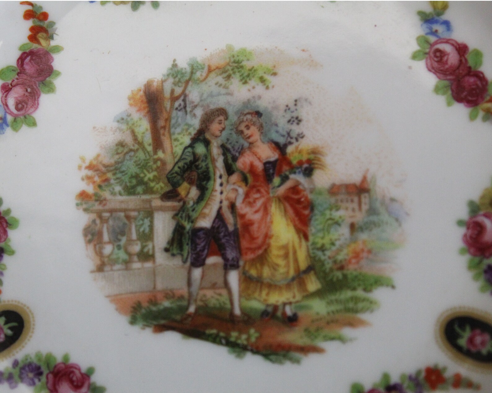 Vintage Small Victorian Scene Plates With Red Ribbon Detail - Etsy