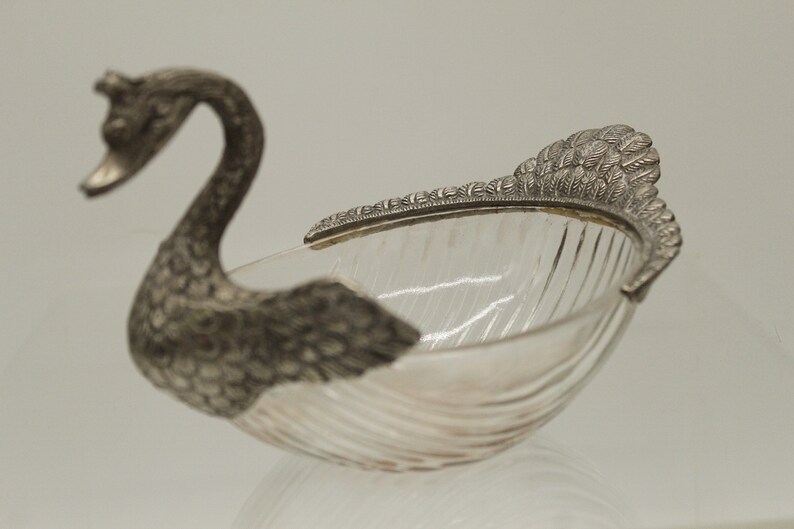 Vintage Swan Pewter Detail Ribbed Glass Candy Nut Dish (V9960) - Etsy