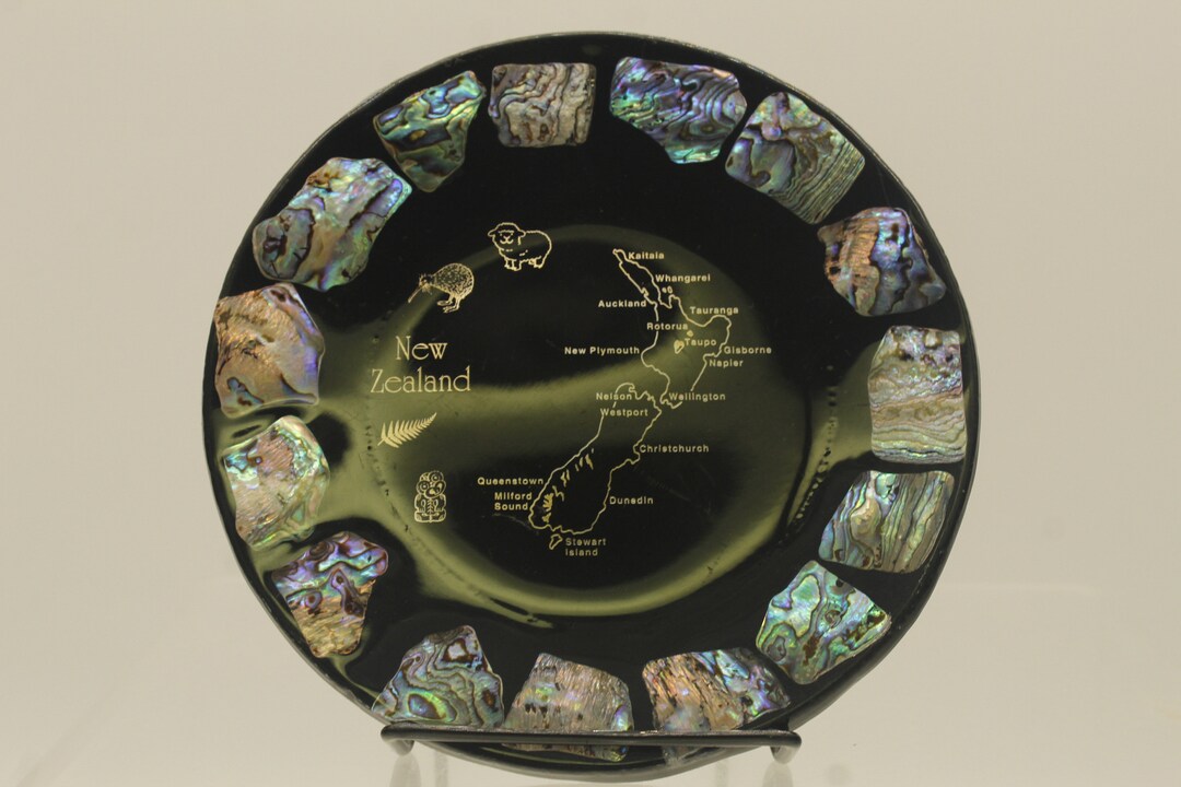 Vintage New Zealand Abalone Paul Shell Map Black Resin Plate (S829) - Etsy