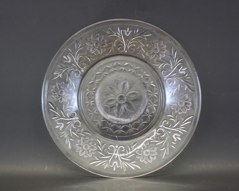 Vintage Floral Pressed Clear Glass Dinner Plates Set Of 2 Etsy