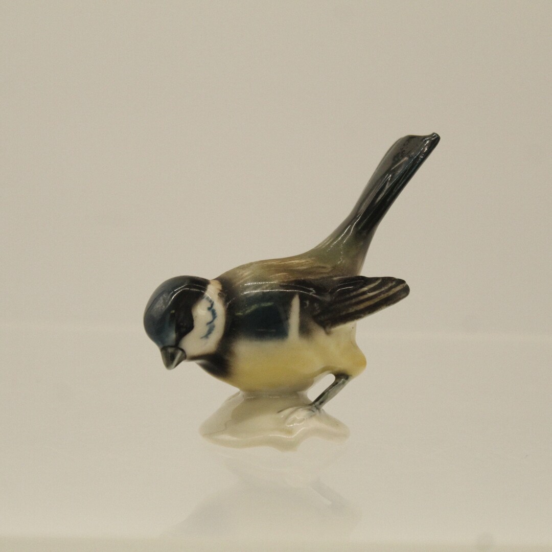 Vintage Goebel Bird Yellow Underside Head Lowered on White (V10209) - Etsy
