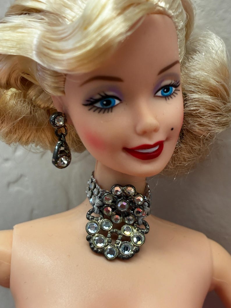 Vintage Barbie Marilyn Pink Diamonds on Stand (S3641) - Etsy