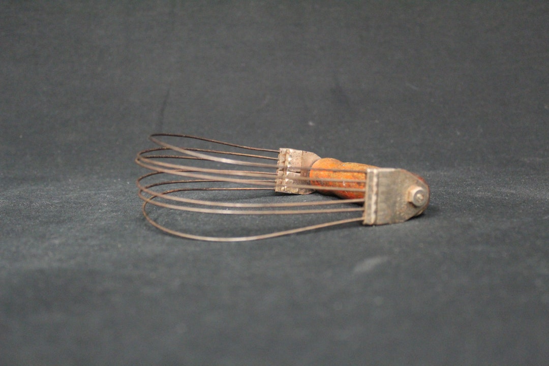 Vintage Androck Hand Whisker With Red Wood Handle (V5043) - Etsy