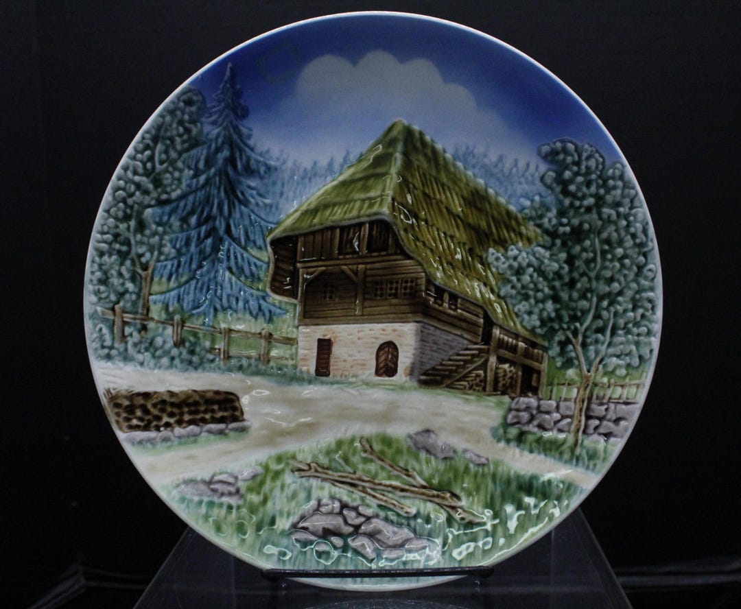Vintage German Majolica Round Wall Plate, Green Roof Cottage Country ...