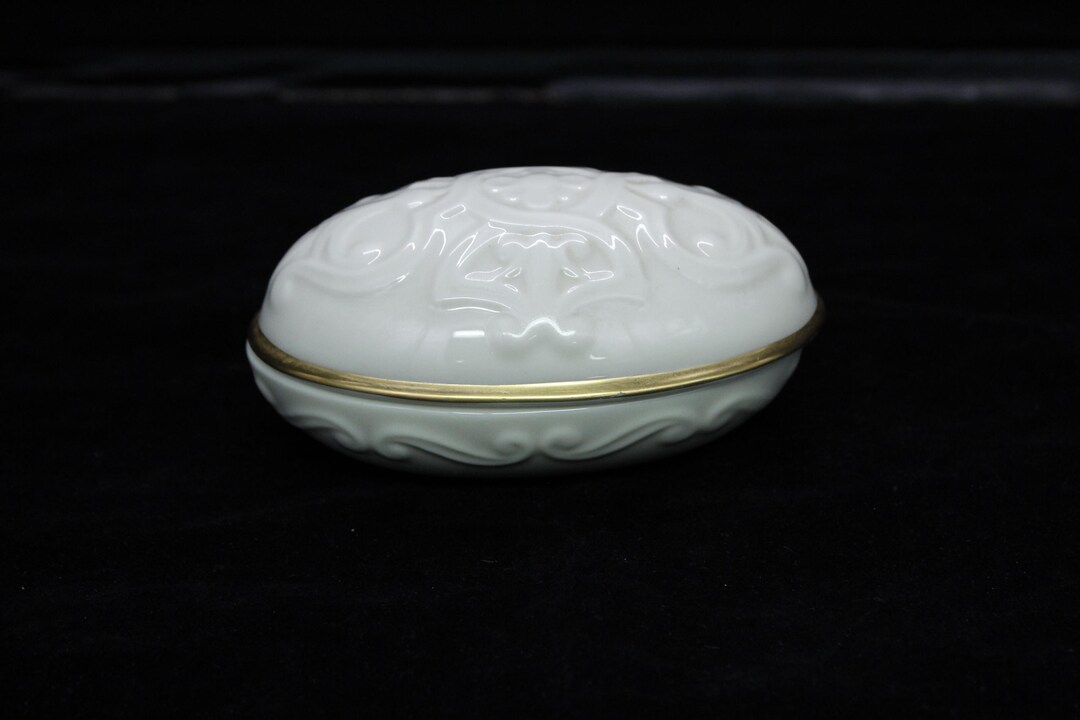 Vintage Lenox Oval Ivory Porcelain Jewelry Box With Lid, Embossed With ...