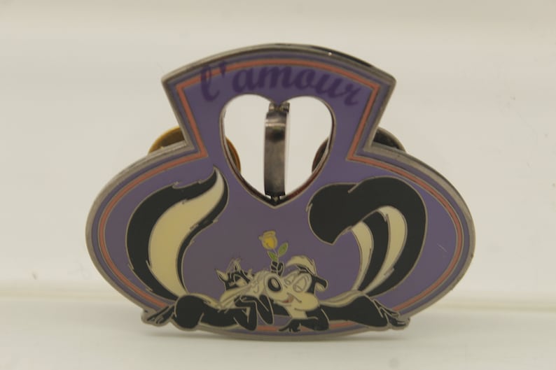 Vintage Pepe Le Pew Skunk Enamel Revolving Heart (S685) - Etsy