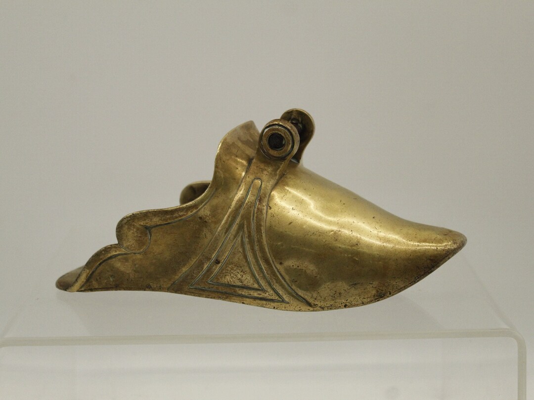 Vintage Conquistador Brass Shoe Wall Hanger 19th Century (V9788) - Etsy