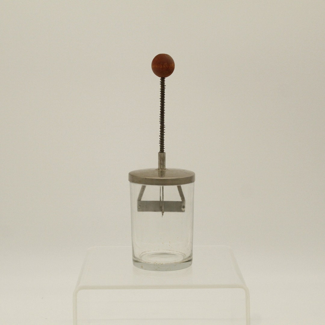 Vintage Country Farmhouse Nut Chopper Red Wood Ball Handle Made in USA ...