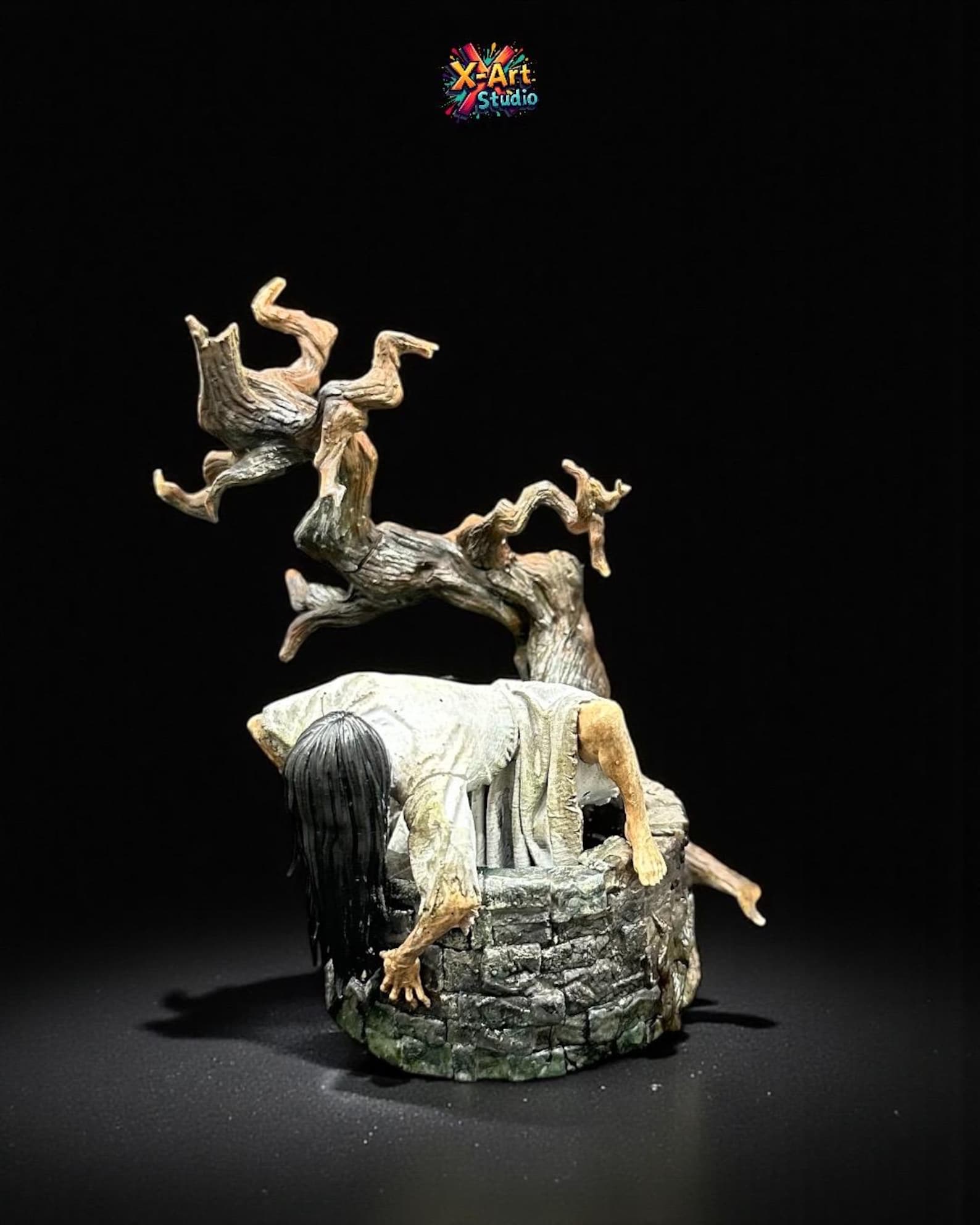 Cursed Spirit Well Statue - Crawling Girl Horror Figure - Hand-painted ...