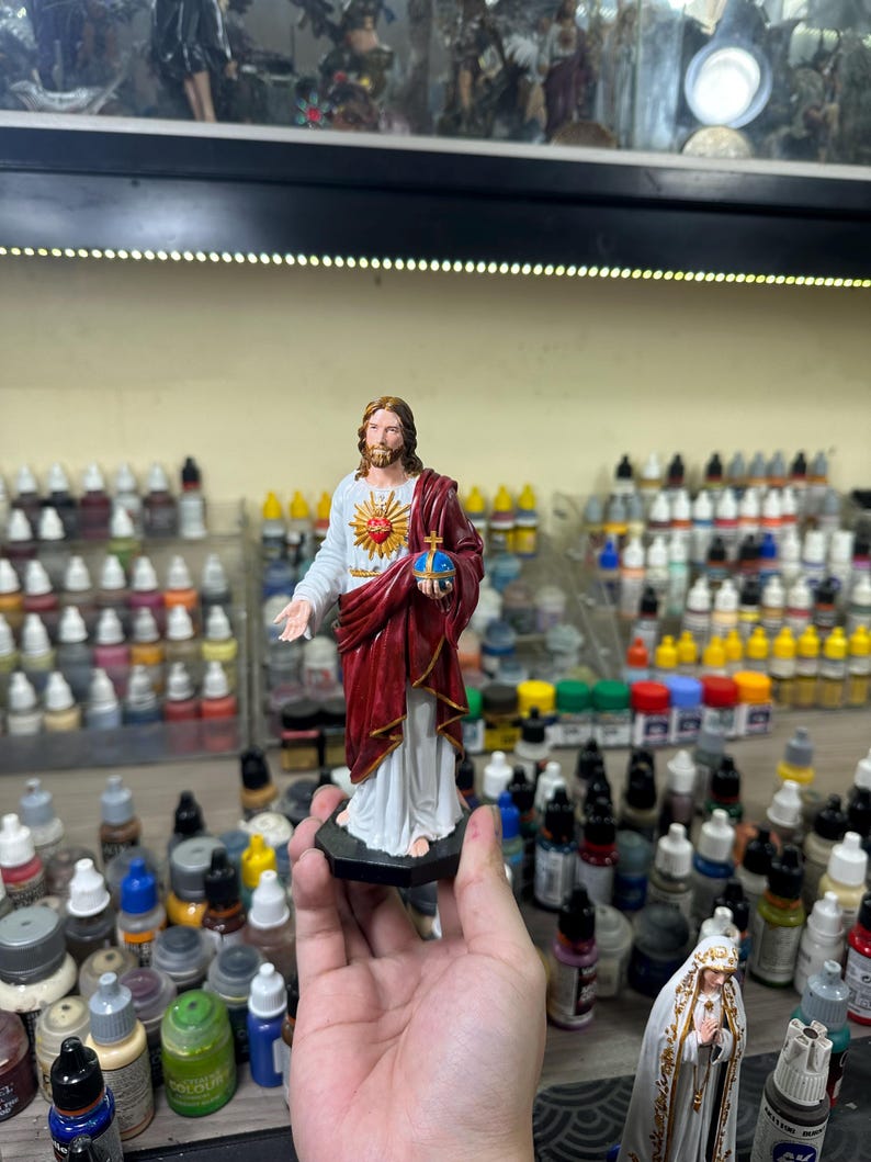 Jesus Christ Statue - Highly Detailed 3D Resin Hand-painted Figure - Etsy
