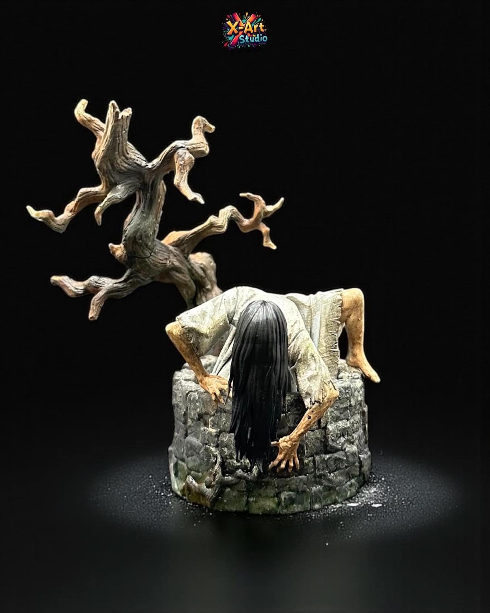 Cursed Spirit Well Statue - Crawling Girl Horror Figure - Hand-painted ...