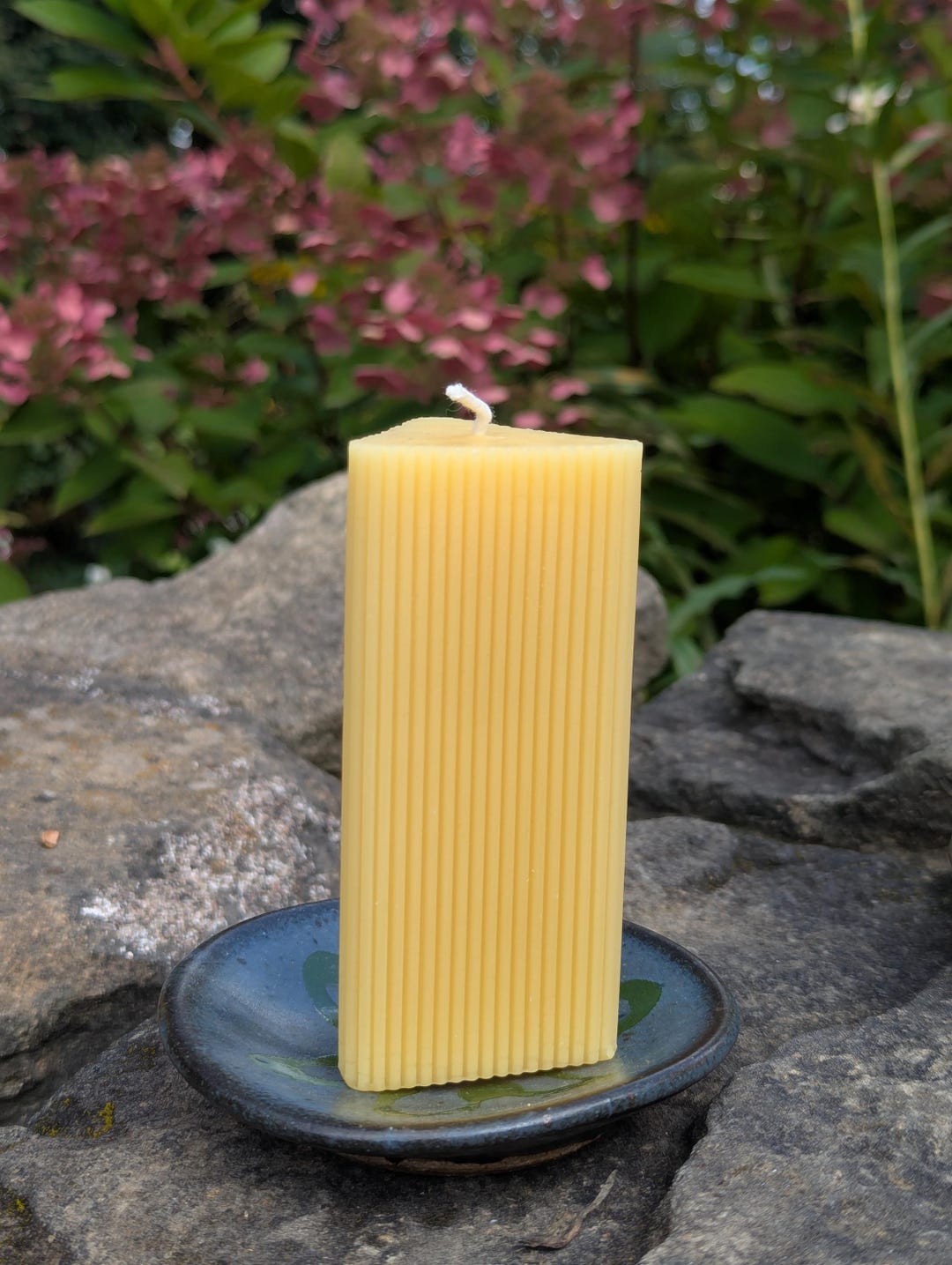 100% Beeswax Triangle Pillar Candle - Etsy