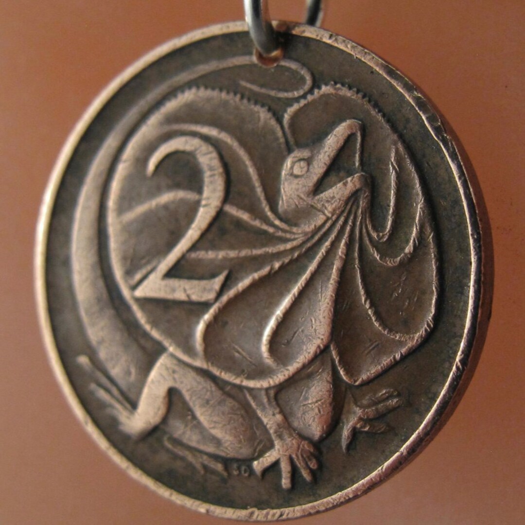 Reptile Necklace. Lizard Pendant. Australia Coin Jewelry Lizard ...
