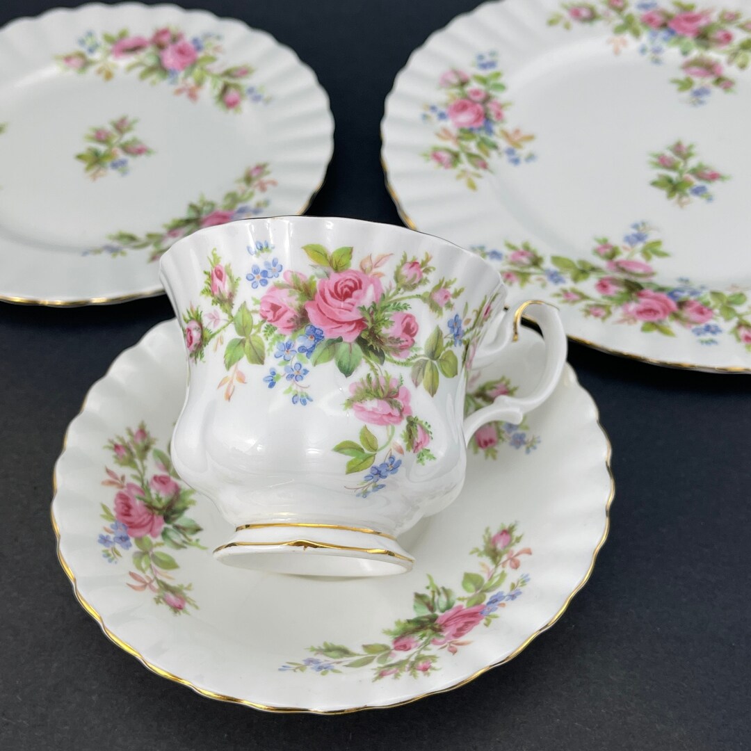 Royal Albert Moss Rose 4 Piece Place Setting, Fine Bone China Pink Rose ...