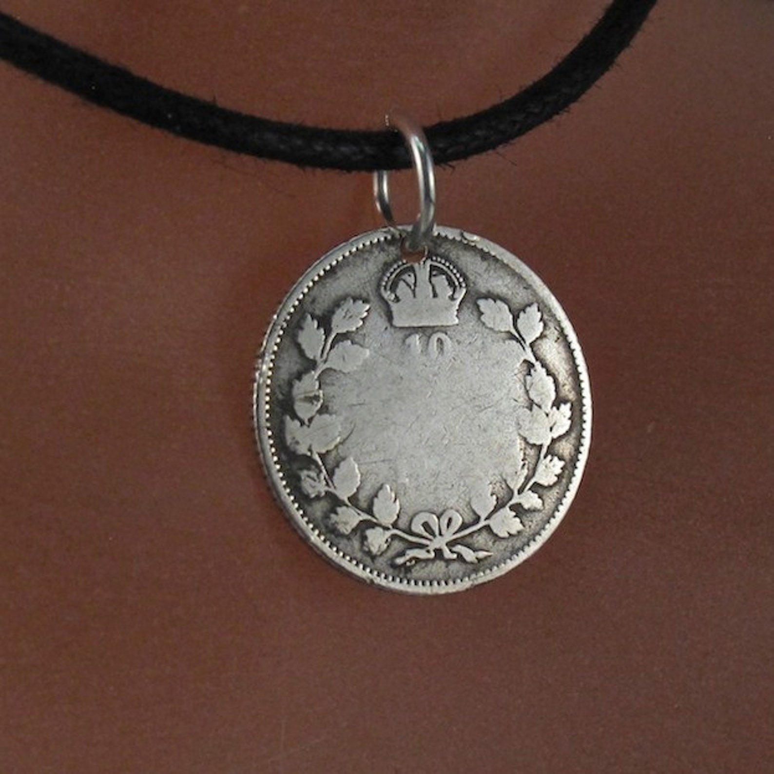 CANADA Silver Dime Necklace. 1900 Canadian Charm . 10 Cent. Coin ...