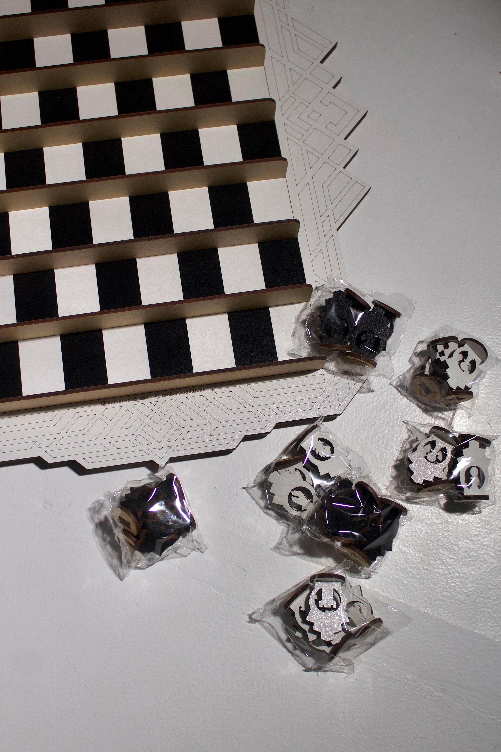 Black & White Vertical Wall Chessboard, Wooden Chess, Chess for Home ...