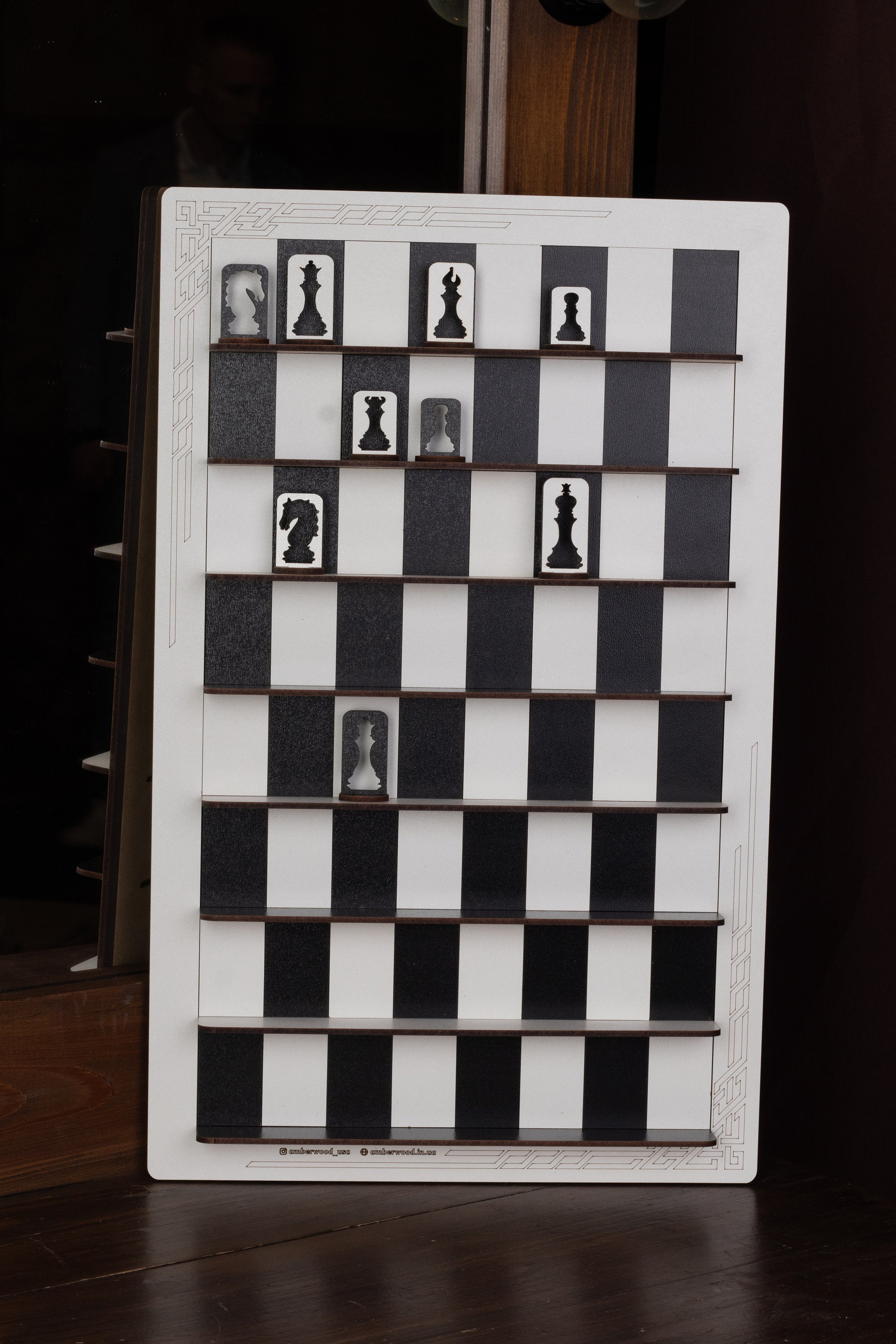 Vertical Chess Set, Wooden Chessboard Wall Hanging, Personalized Chess ...