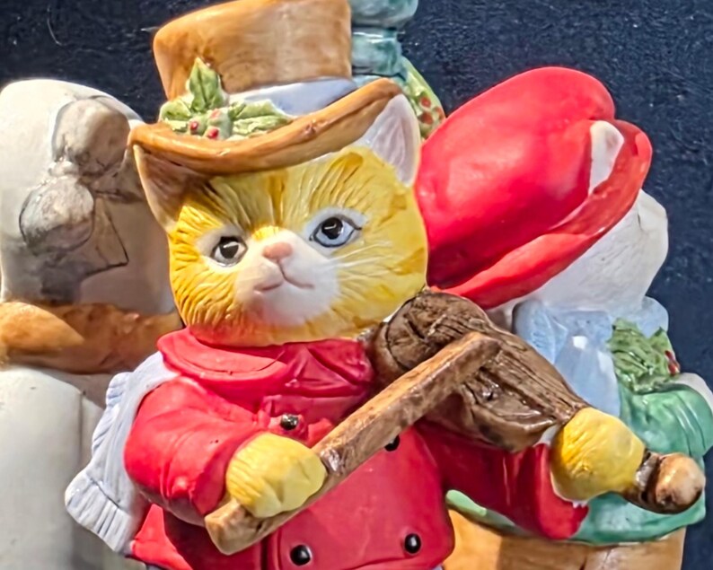 Rare Schmid Kitty Cucumber Christmas Music Box (1986) – Winter ...