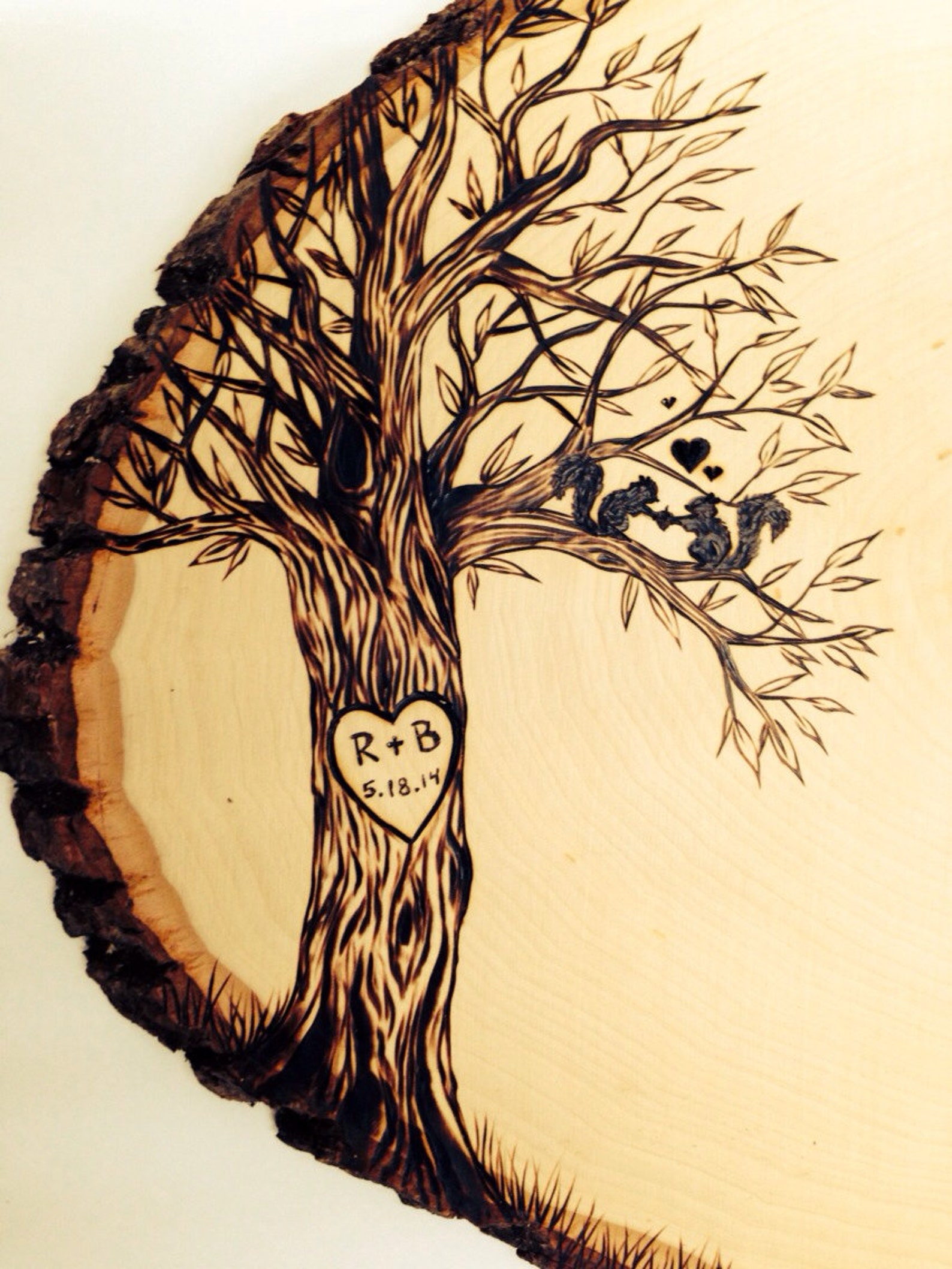 Squirrel Love Design: Wood Slice Rustic Theme Wedding Guest - Etsy