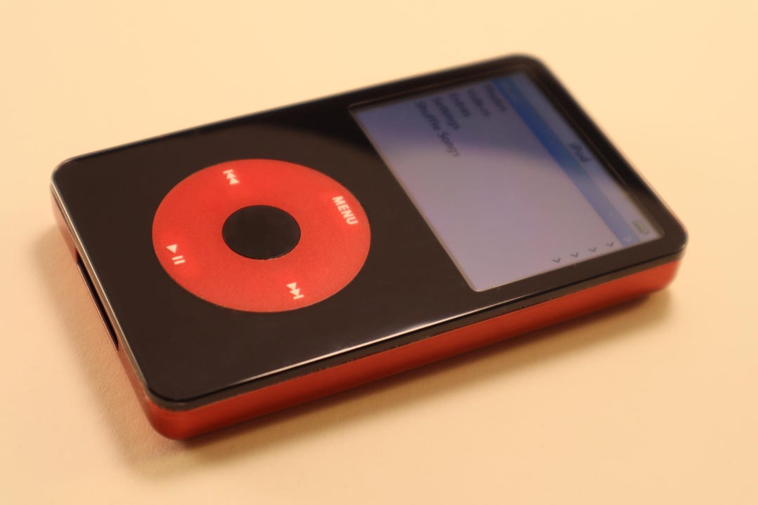 MODDED Ipod Classic 5th Generation (flash Storage, Taptic Vibration ...