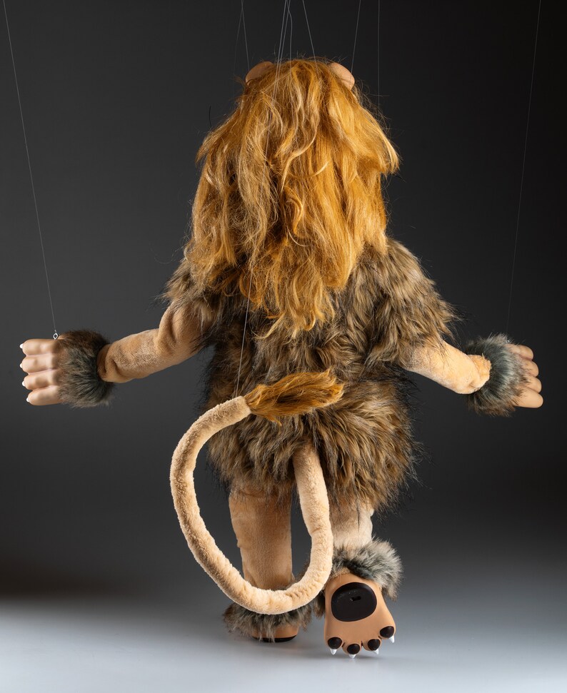 Cowardly Lion - Marionette From the Movie ''wizard of Oz'' - Etsy