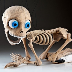 Cheeky Skeleton Marionette - Professional Puppet W/ Flawless Movement ...