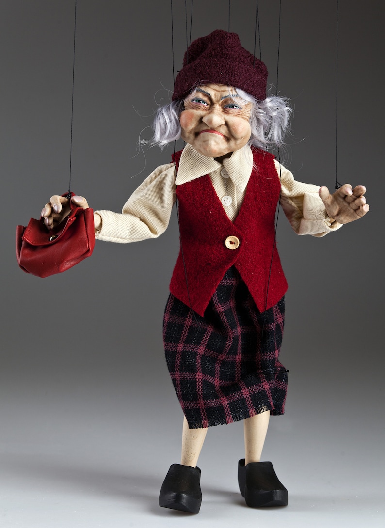 Old Lady Fanny – Awesome Puppet by Czech Marionettes - Etsy