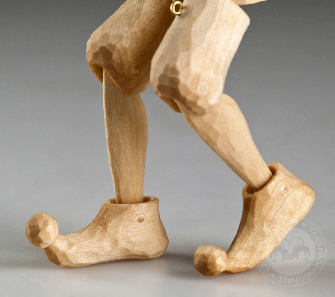 The Smallest Jester Marionette in the World – Precisely Hand-carved ...