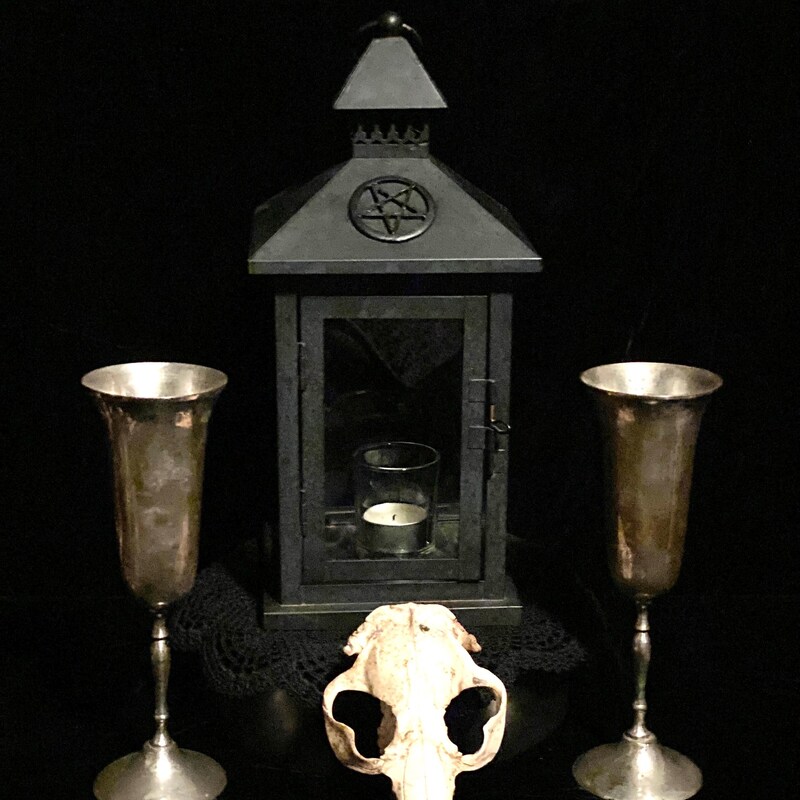 Gothic Gifts - 60+ Gift Ideas for 2024
