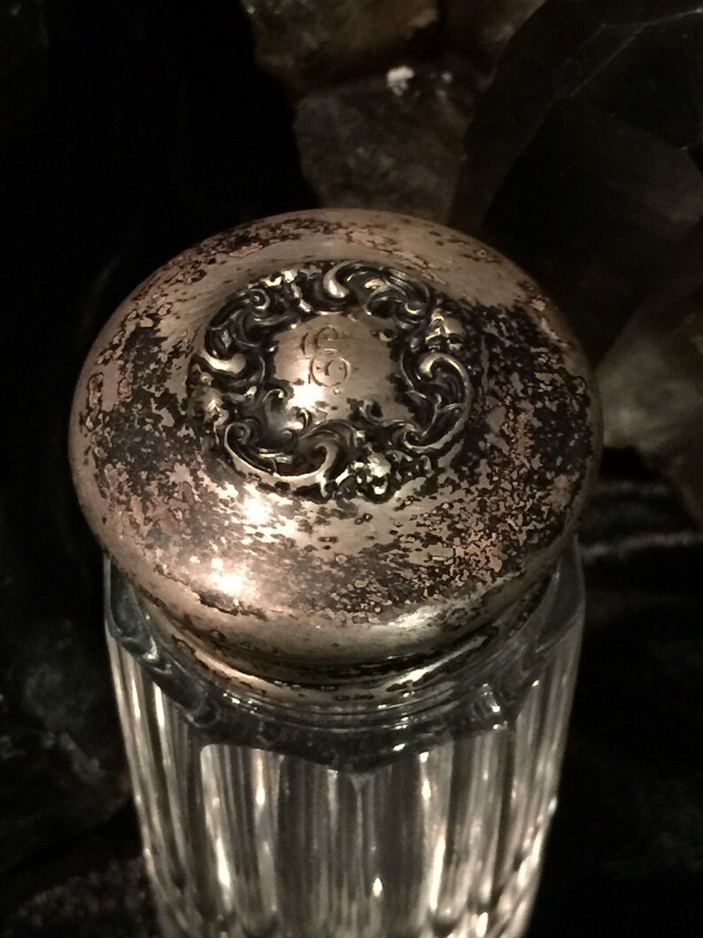 Precious PERFUME SCENT BOTTLE Antique Cut Crystal With - Etsy