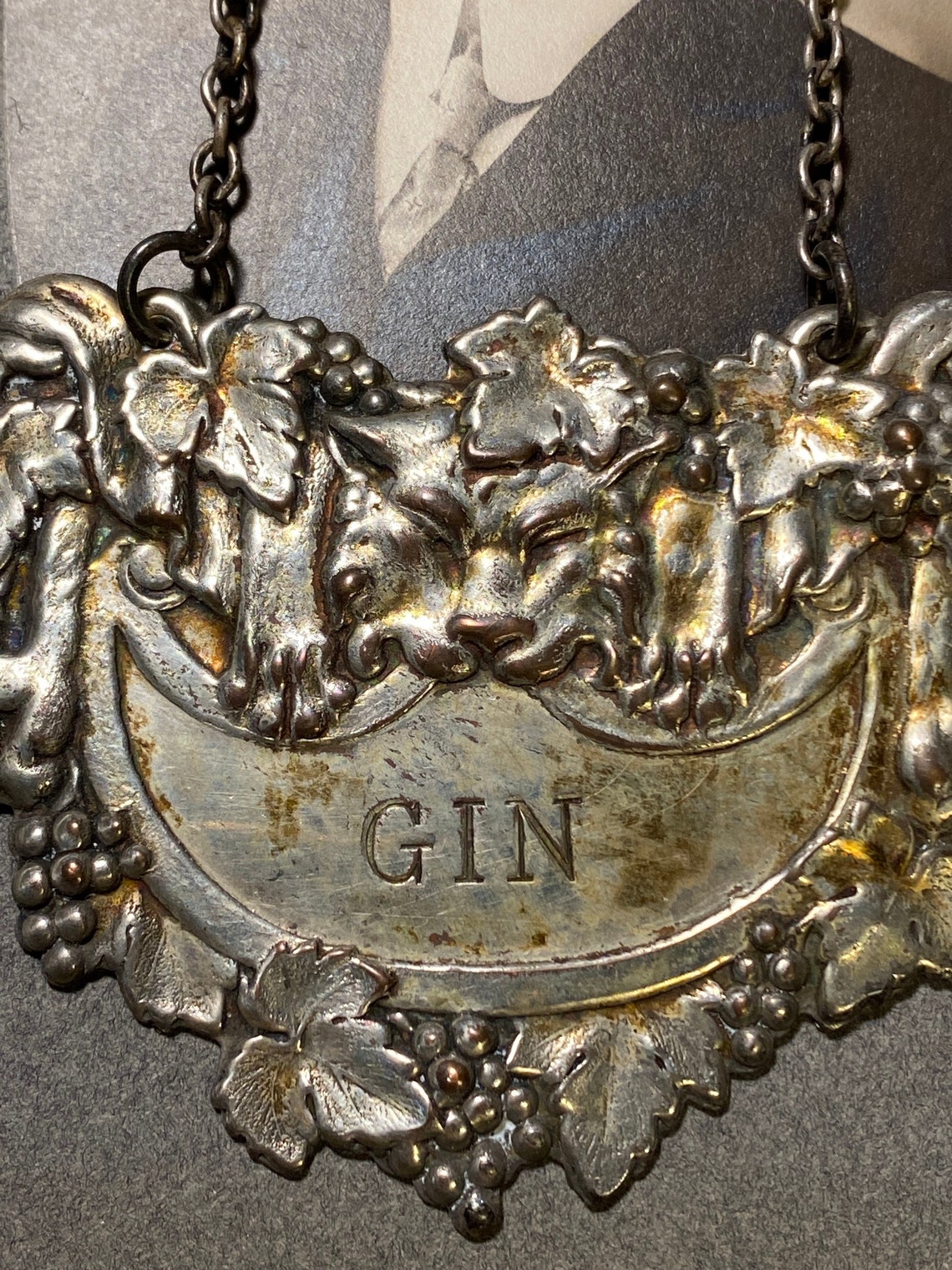 Antique Silver Fox Head Gin Bottle Label Ormolu Pendant Made in England ...