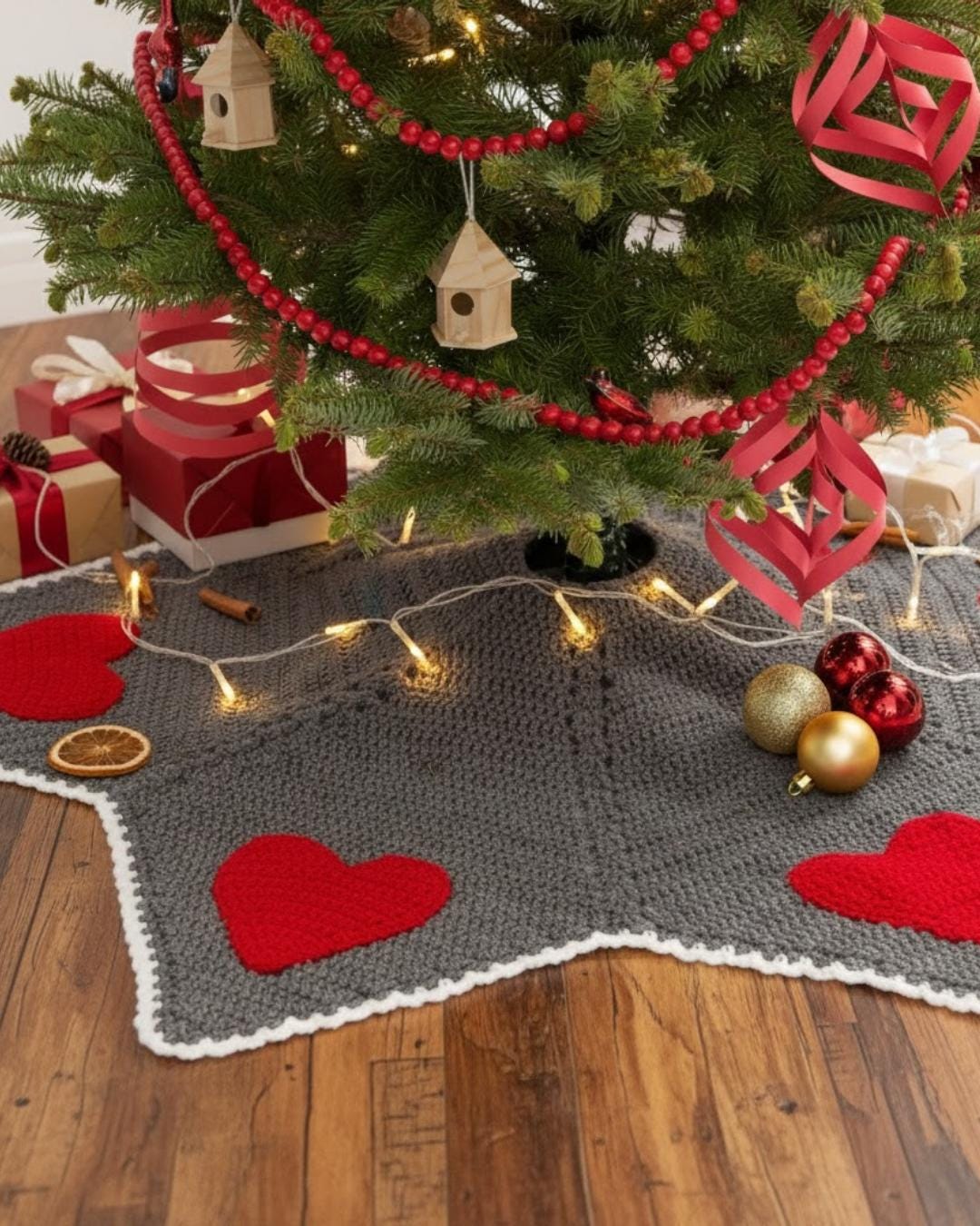 Holiday Heart Tree Skirt Crochet Pattern, Vintage Christmas Crochet ...